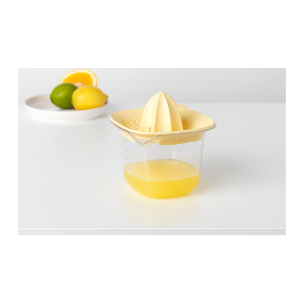 Juicepress & Måttkanna 0,5L, Vanilla Yellow - Önska